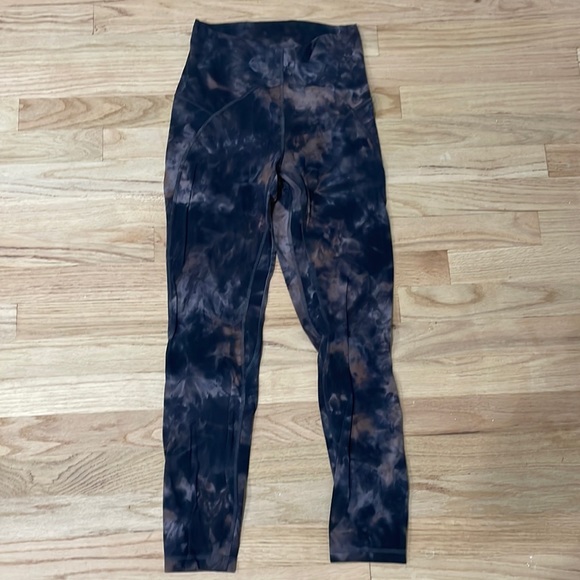 lululemon athletica | Pants & Jumpsuits | Lululemon Marbled 25 Leggings ...